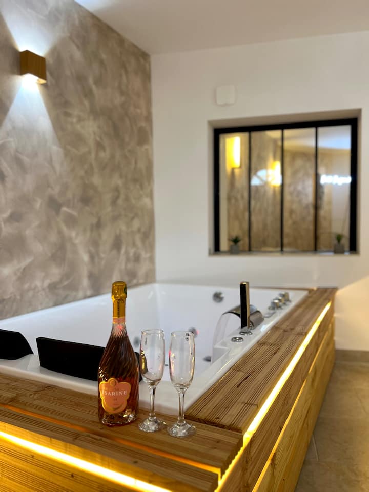 La Suite Suspendue & Spa - Nancy