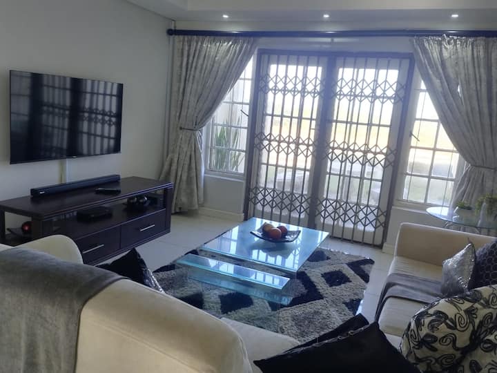 Makarios Crest - Port Alfred