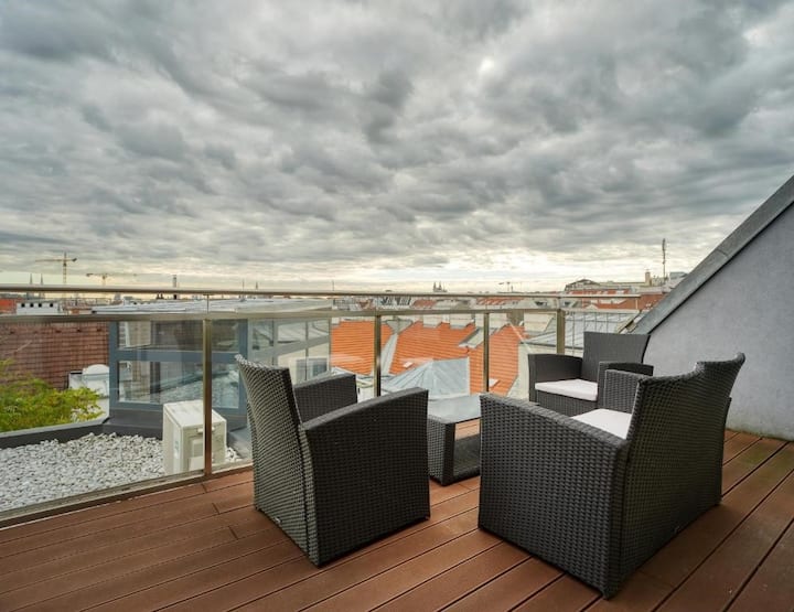 Spacious, Bright Flat, Wahringergurtel 2 - Wenen