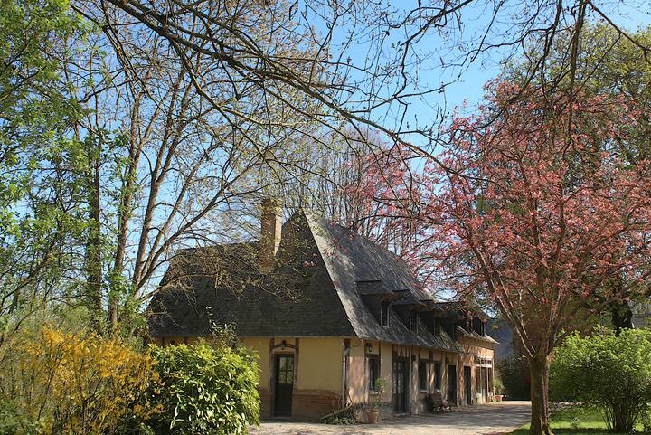 Une Grande Maison à La Campagne - Lyons-la-Forêt