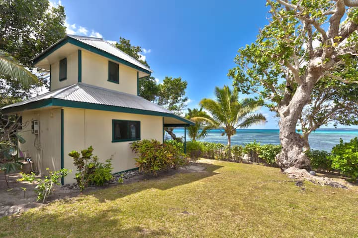 Beach Cottage @ Lucky's Beach Houses - Tonga