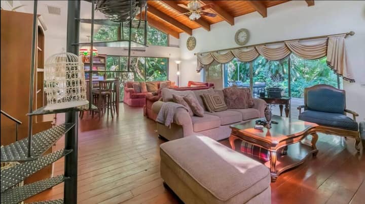 1st Floor Apt–peaceful, Cozy, Parking, Great Value - Odessa, FL