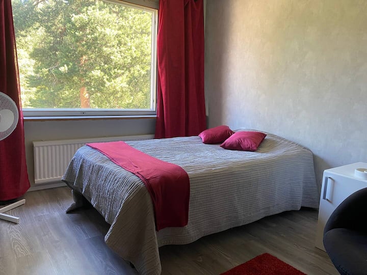 Spacious 1 Br 2 Km From The Centre, Free Parking - Jyväskylä