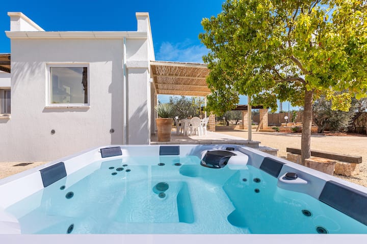 Salentoandmore-villa Con Jacuzzi - Ugento