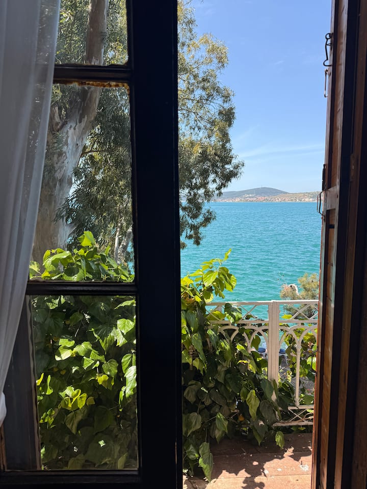 Historic Seafront Mansion's Suit With Cunda View - Ayvalık