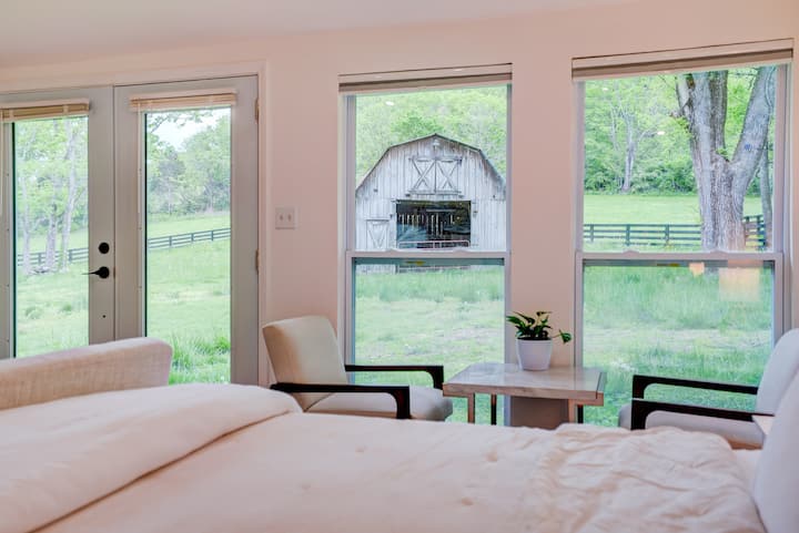 Farm Retreat With Gym Close To Downtown Franklin - Franklin, TN