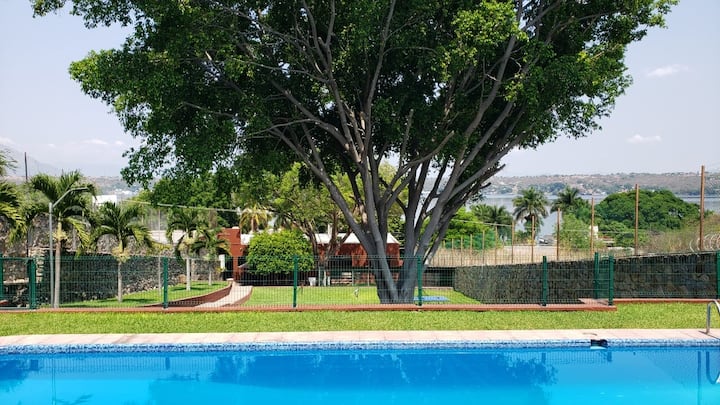 Hermosa Casa En Tequesquitengo - Tequesquitengo