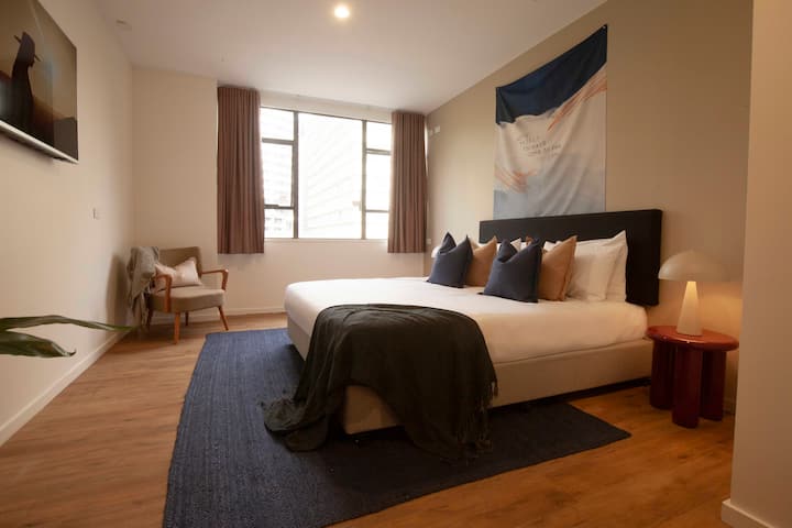 Private Family Ensuite Room - Canberra