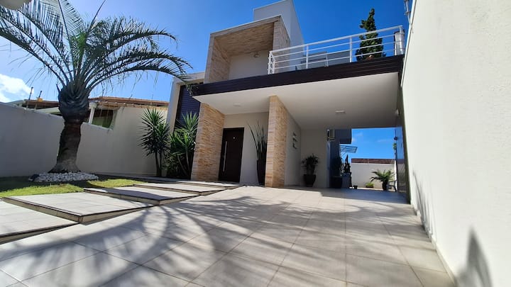 Sobrado Luxo à 300 Metros Do Mar Com Wi-fi - Peruíbe