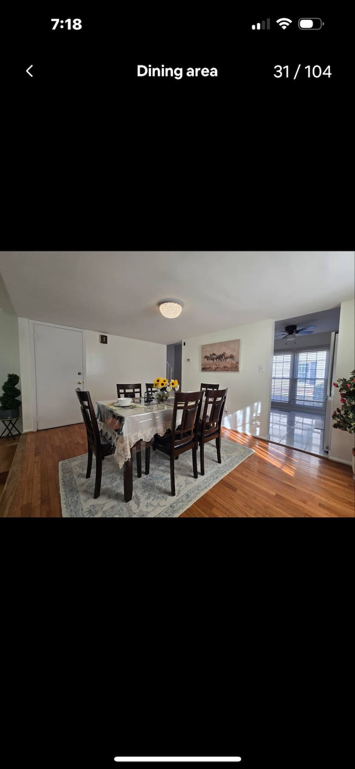 Modern 3br Townhouse Close To Dc & Amenities - Woodbridge, VA