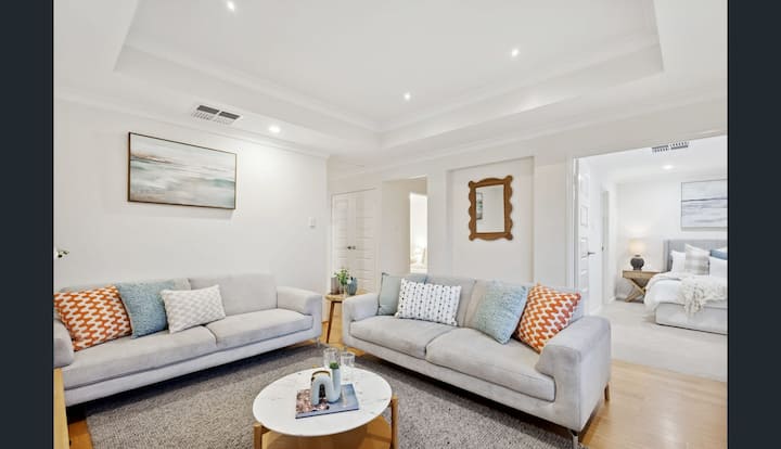Townhouse Near Beach & City - Perth