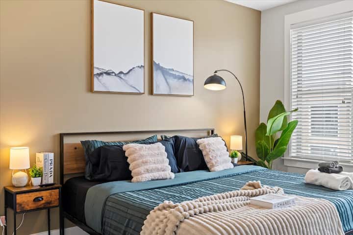 Luxurious King 3br Suite—in Waverly Charlotte! - Wesley Chapel, NC