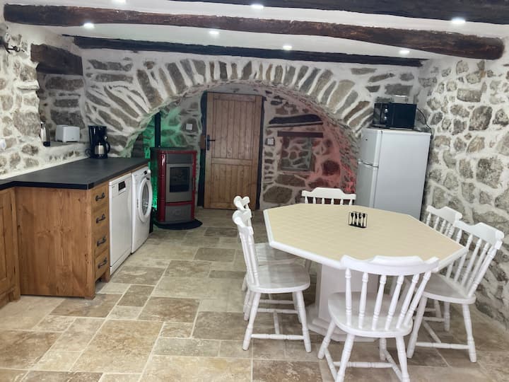 Gite Dans Maison Ardéchoise - Largentière