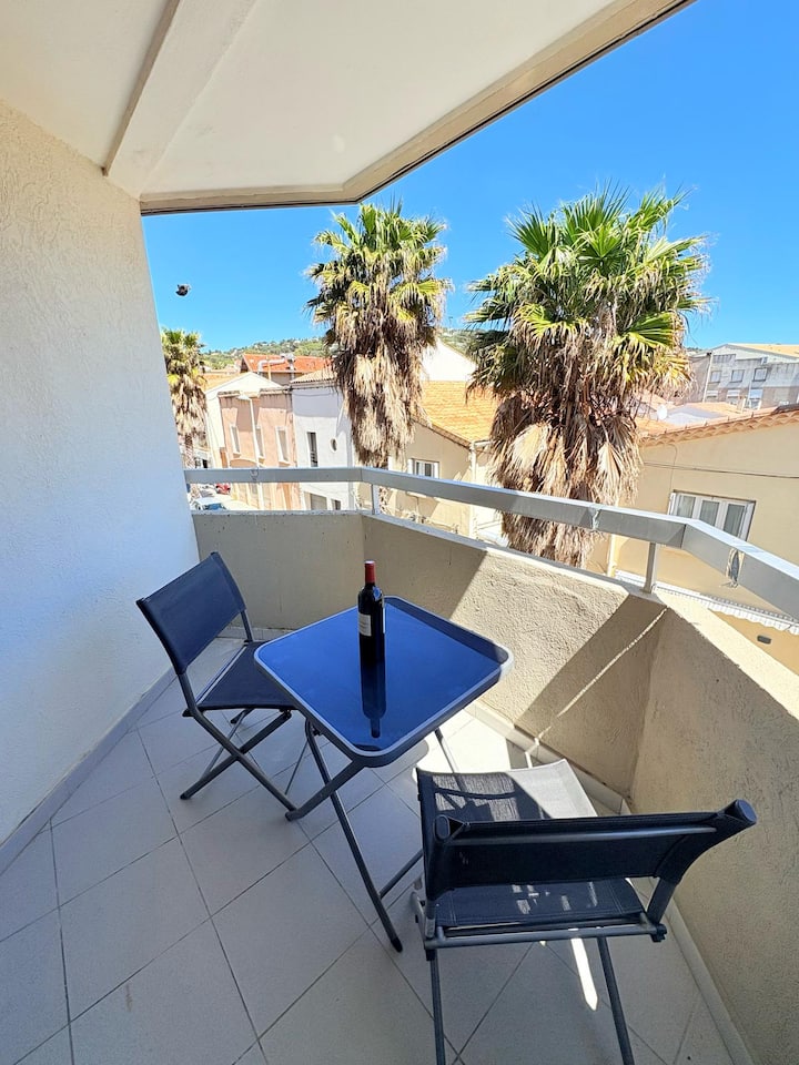 Sète Corniche|t2 Climatisé | Plage 1min |Terrasse - Mèze