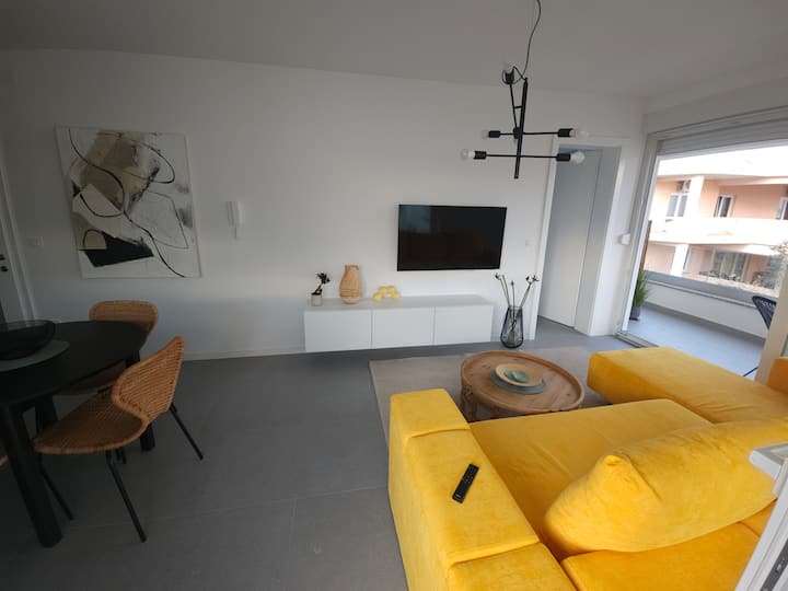 Two-bedroom Apartment Smash 2  With Terrace B3 - Mandre