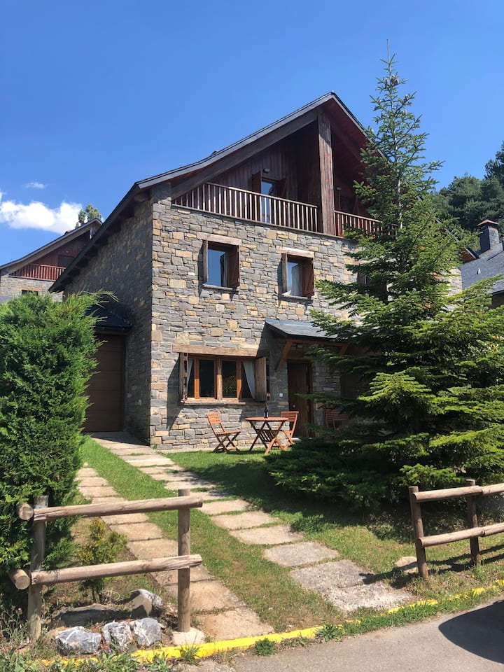 Casa Acogedora Con Vistas Impresionantes - Formigal