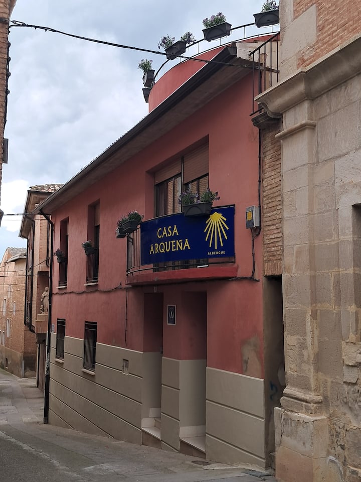 Con Terraza Y Cerca Del Circuito - Navarre