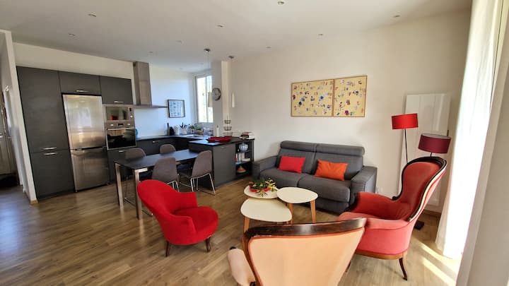 Lumineux T4 Avec Parking à 20 Min De La Mer - Sanary-sur-Mer