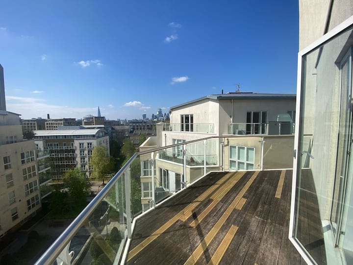 Lift &Parking, 5min Walk From Canada Water - Londres