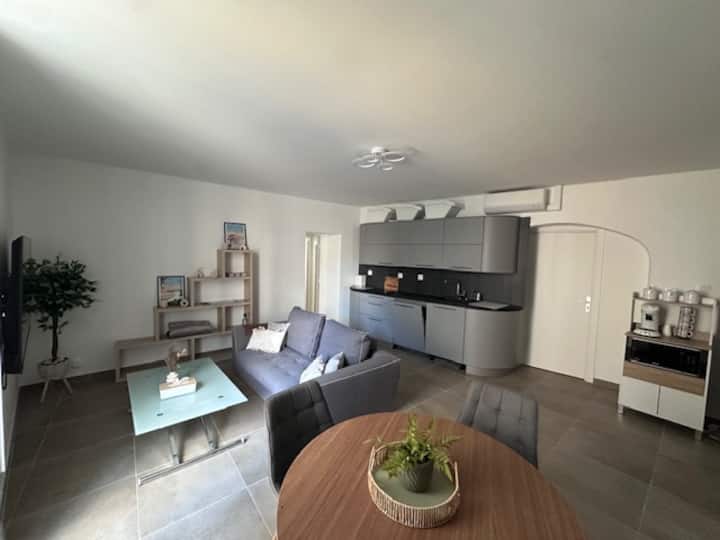Appartement Nîmes Centre Ville - Nîmes