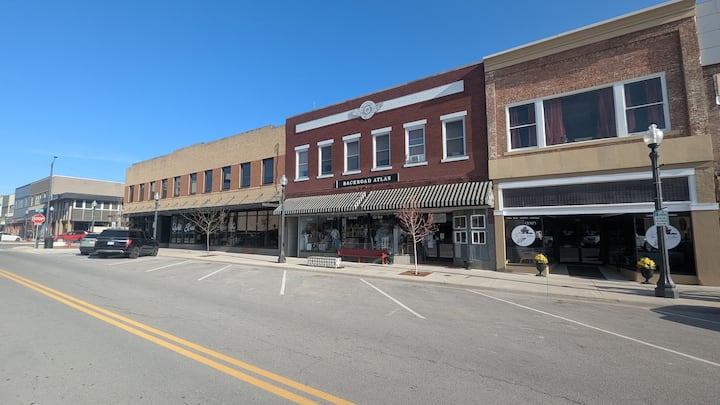 Downtown At Backroad - Lewis and Clark State Park, Rushville