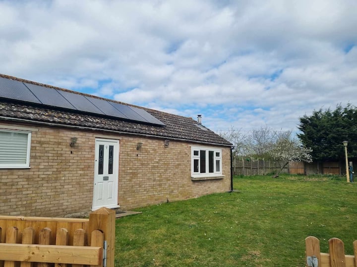 Bungalow In The Countryside! - Colchester