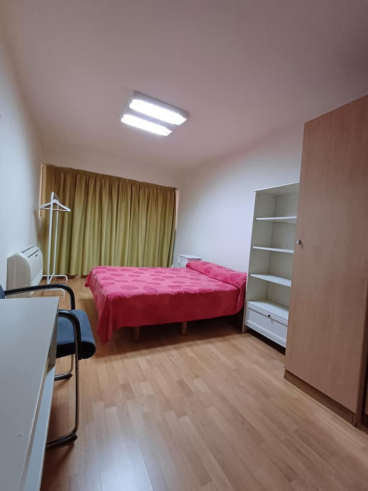 Habitacion Confortable Castelldefels - Castelldefels