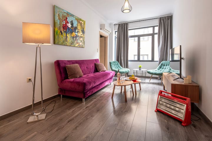 Industrial-style Apt In Psyrri, Walk To Acropolis - Atenas