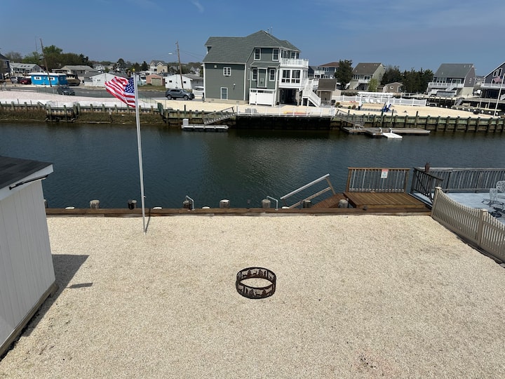 Water Front Relaxing Retreat - Long Beach Island, NJ