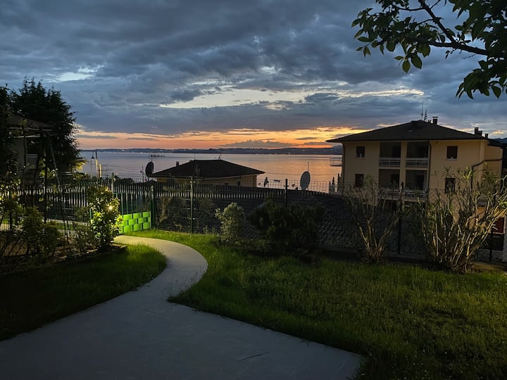 Oleander House Apartments - Torri del Benaco