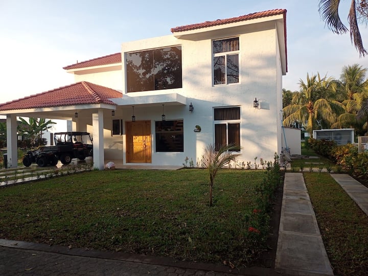 Casa Equipada - Puerto San José - Puerto San José