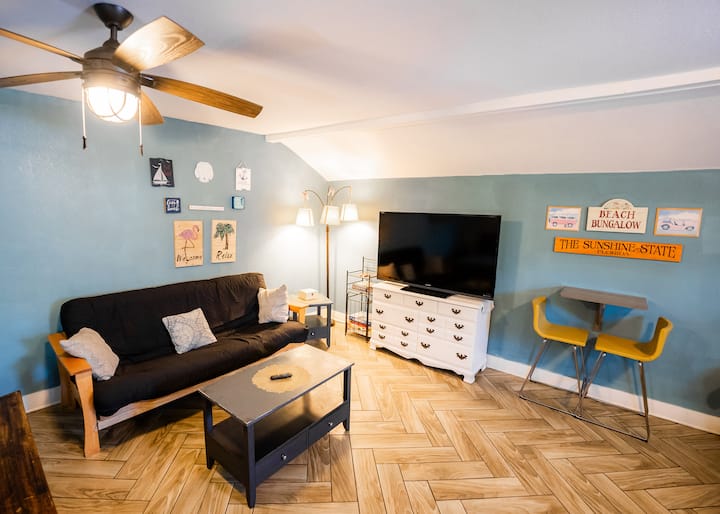 Pool/hot Tub Guesthouse In St Petersburg - St. Petersburg, FL