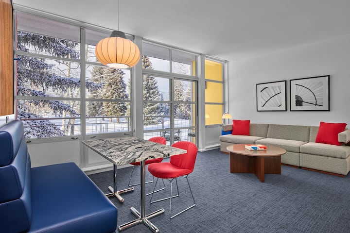 Aspen Meadows Resort - One Bedroom Deluxe Suite - 애스펀
