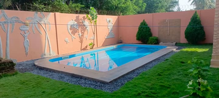Maison Meublée Avec Piscine - Lomé