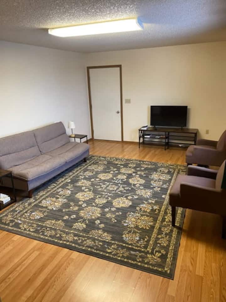 Ak, Bethel Home Away From Home 1 - 베설