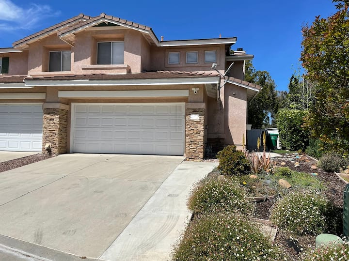 Fun & Cozy Home W/game Room - 20 Mins From Airport - Mira Mesa - San Diego
