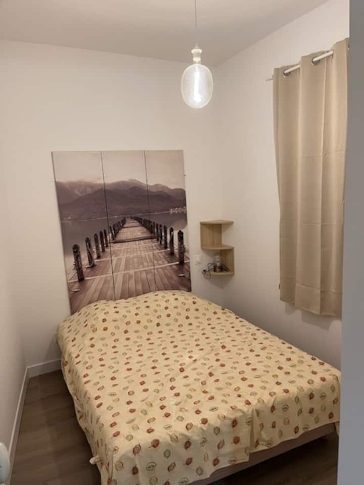 Calme Et Lumineux Appartement, Plein Centre Ville. - Arles
