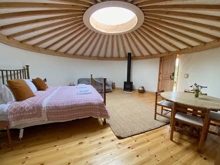 Hazel Roundhouse At Walnut Farm - Bridport