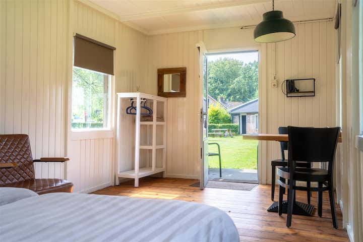 Hutje Op De Hei - 4 Persoons - Tilburg