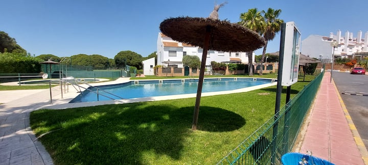 Preciosa Casa Con Piscina Y Golf - El Rompido