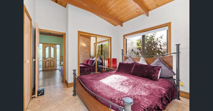 Monbulk Stay - Dandenong Ranges