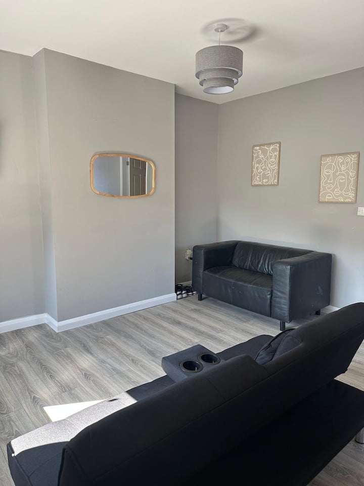 Bedford Street 2 Bed Flat - Crewe