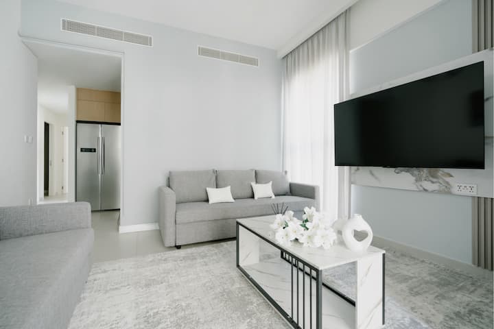 Luxury Apt | Private Beach With Cooled Sand - Dubai
