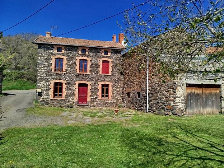 Maison à La Campagne - Cantal