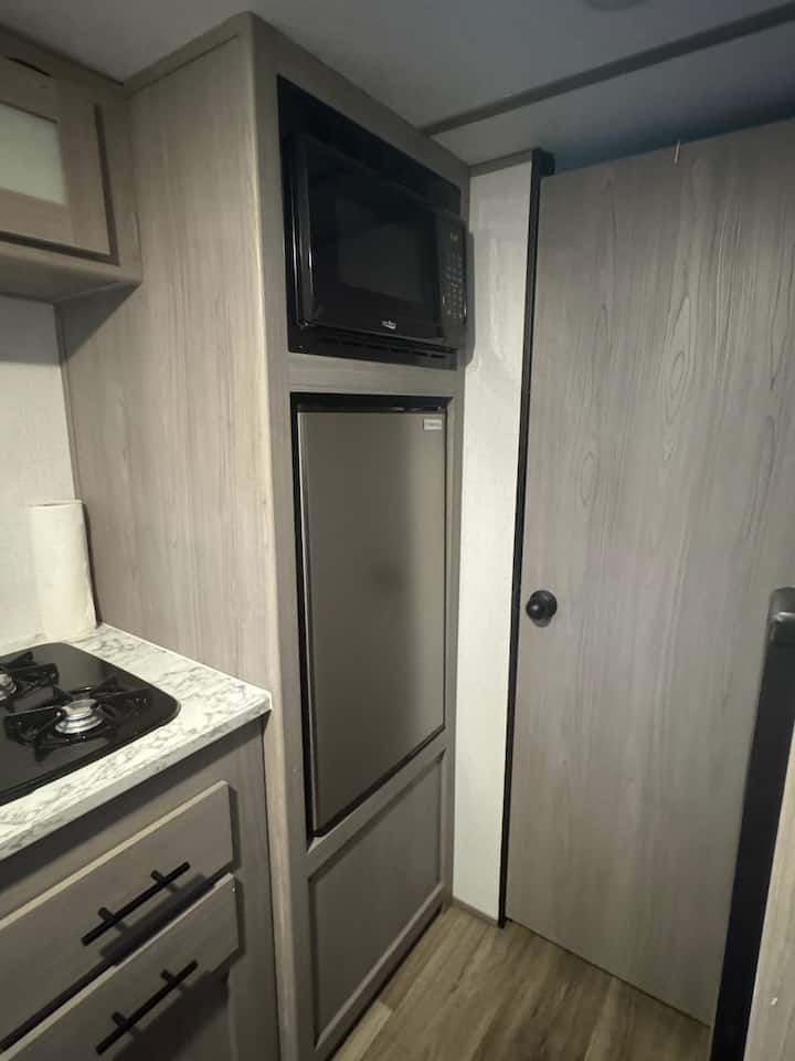 Dirt Road Camper - Jacksonville, FL