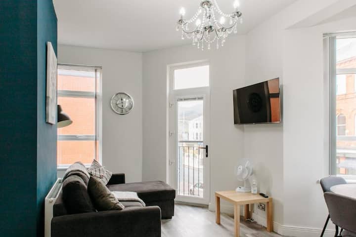 Mountain View Apartments A - Newcastle