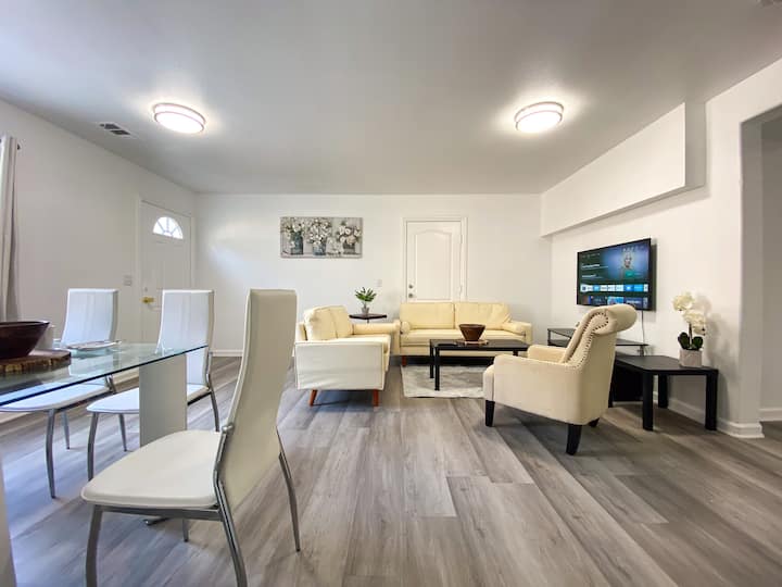 A | Spacious Riverside Studio Near Ucr & Freeways - Loma Linda, CA
