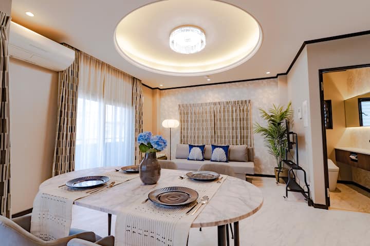 今里駅2分/難波へ地下鉄8分好立地/3階/4人max/専用・キッチン＆バストイレ付/60平米広さ - Osaka