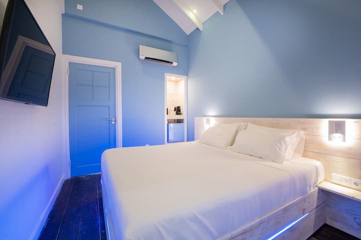 Coastal King Room - Curaçao