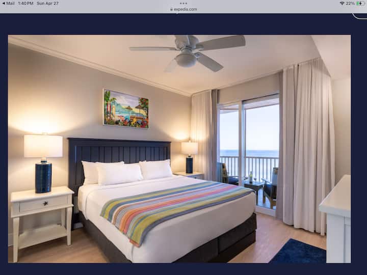 Pink Shell Beach Resort & Marina - Fort Myers Beach, FL